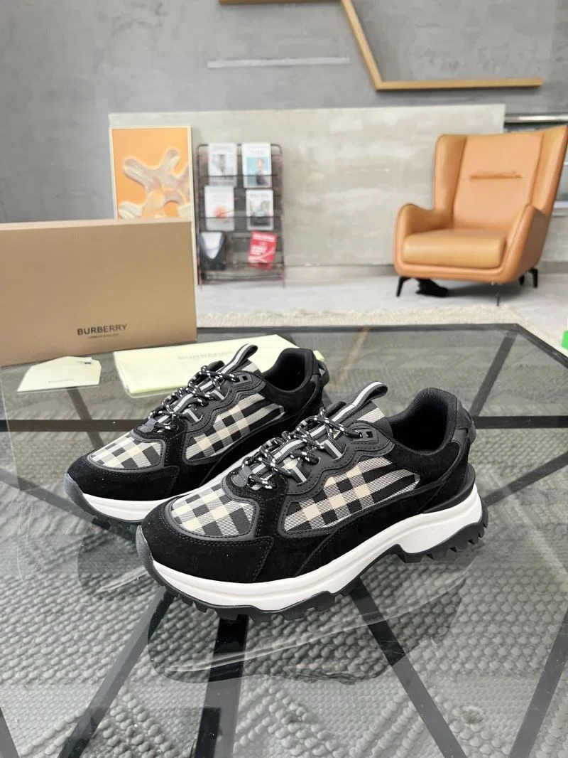 Burberry Low Shoes