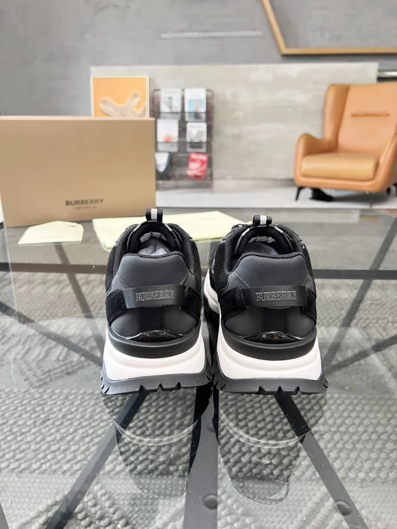 Exact replica Burberry Low Shoes