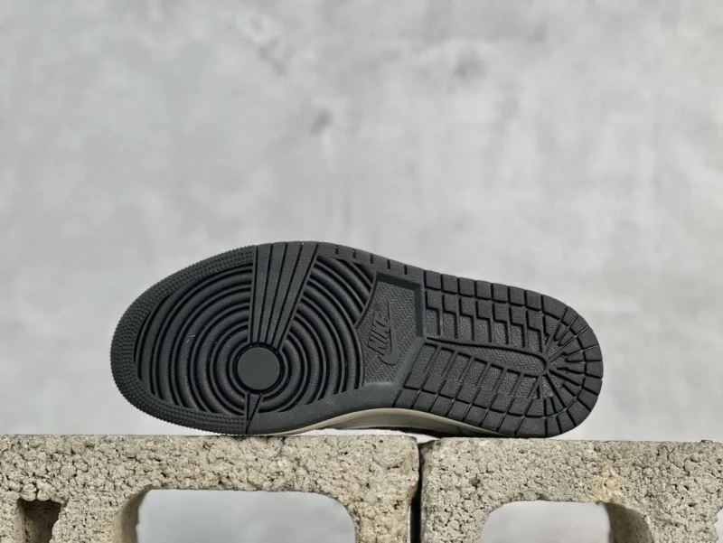 Brand-authenticated Burberry Low Shoes