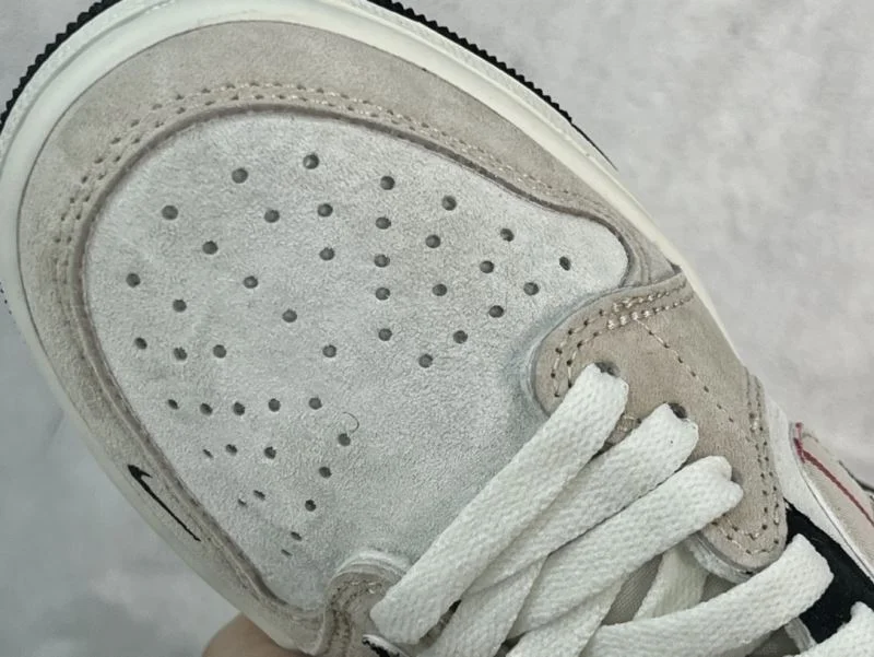 Brand-authenticated Burberry Low Shoes