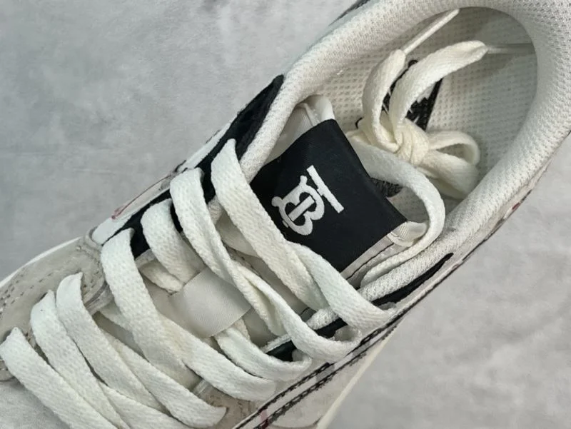 Brand-authenticated Burberry Low Shoes