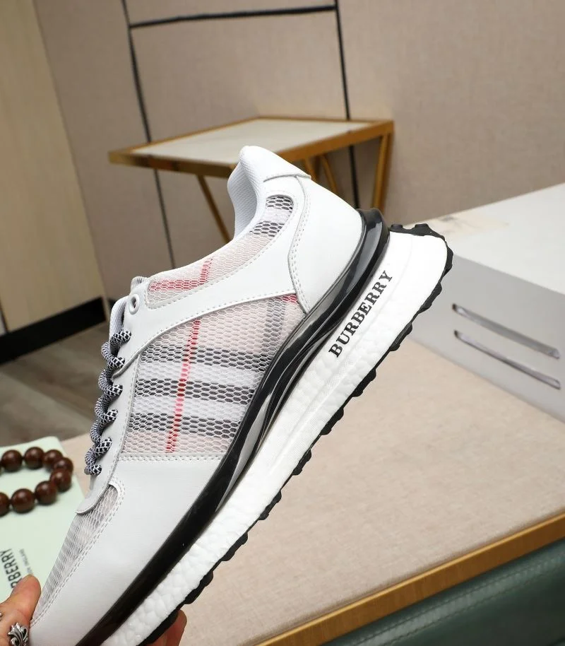 Exact replica Burberry Low Shoes