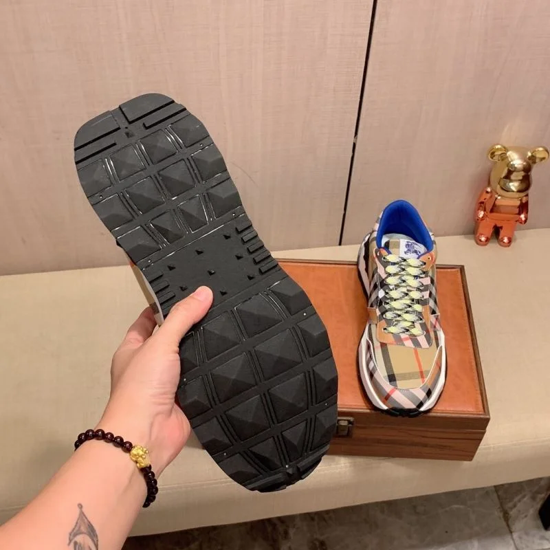 Top match Burberry Low Shoes