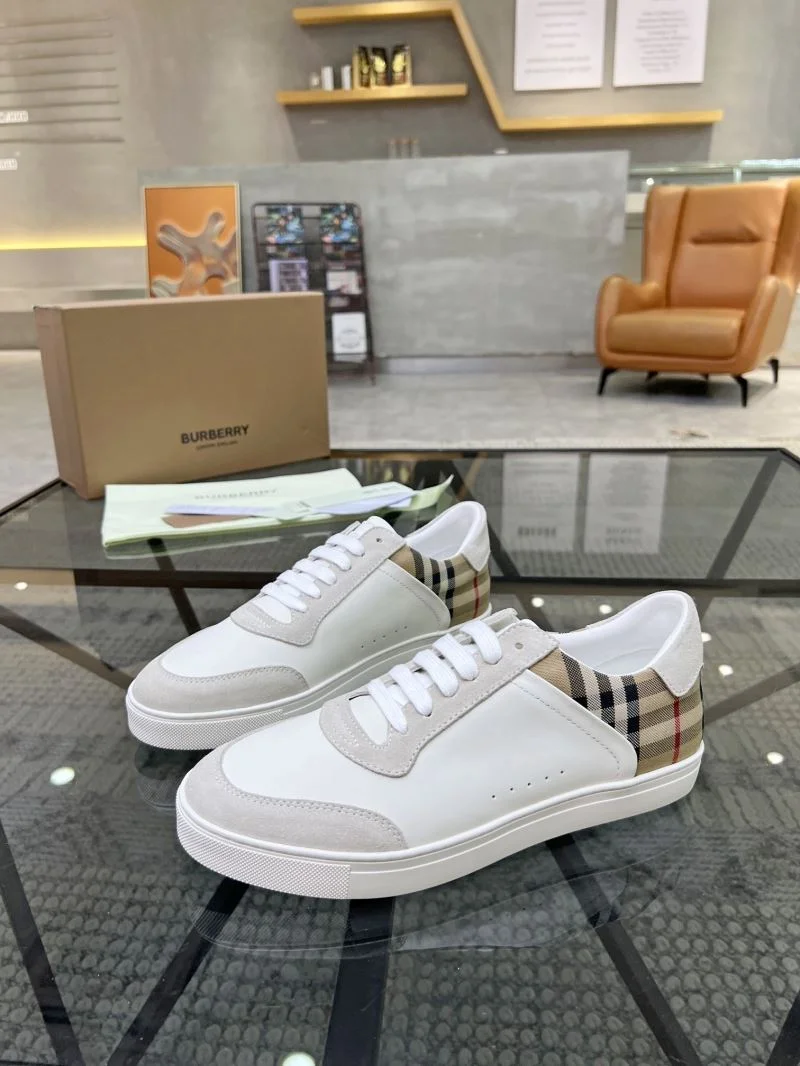 Burberry Low Shoes