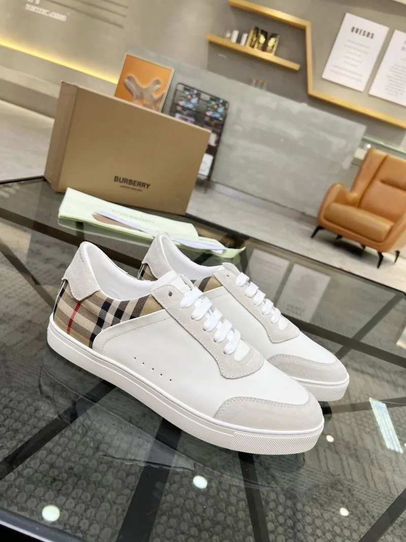 Original Burberry Low Shoes