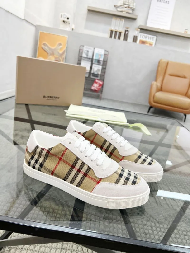 Exact replica Burberry Low Shoes