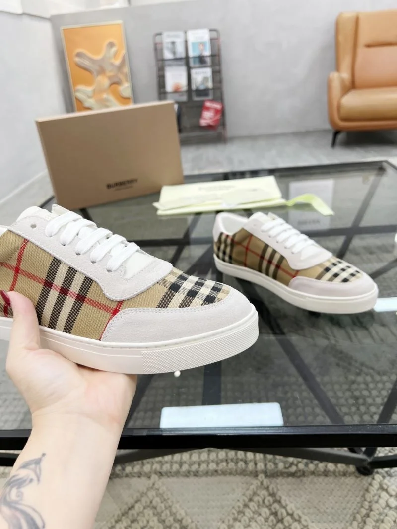 Exact replica Burberry Low Shoes