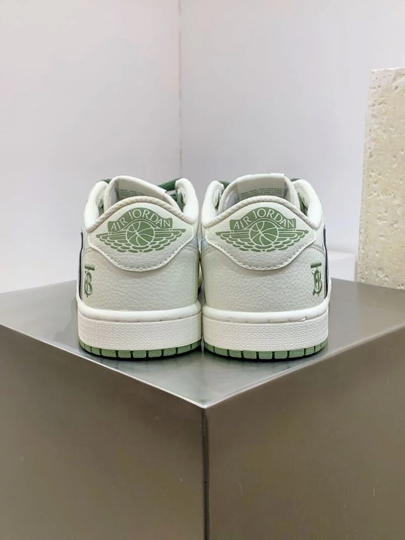 Economical Burberry Low Shoes