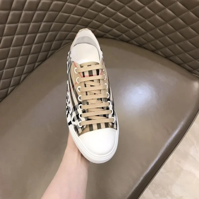 Precise copy Burberry Low Shoes