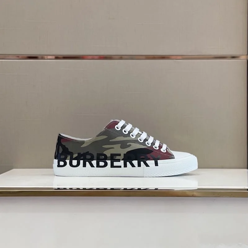 Exact replica Burberry Low Shoes