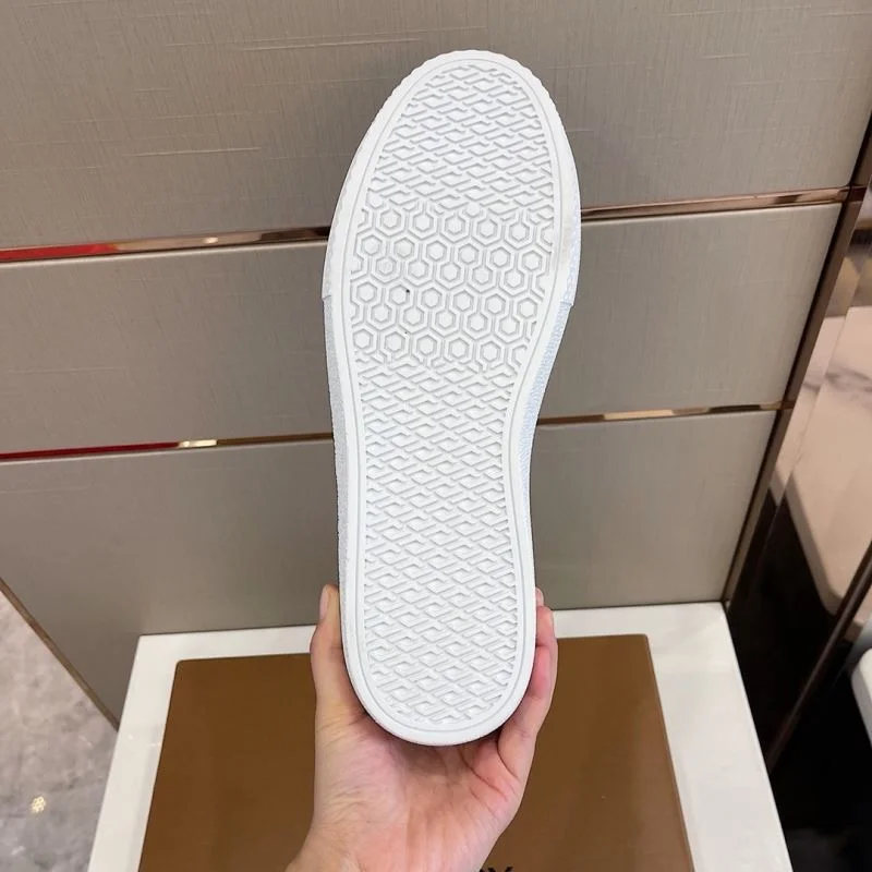 Exact replica Burberry Low Shoes