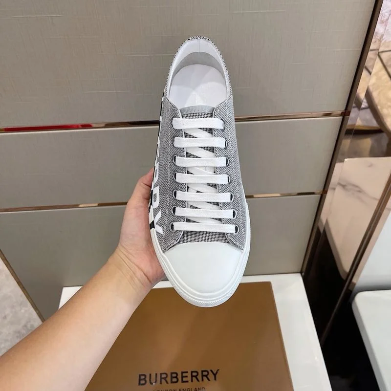 Economical Burberry Low Shoes
