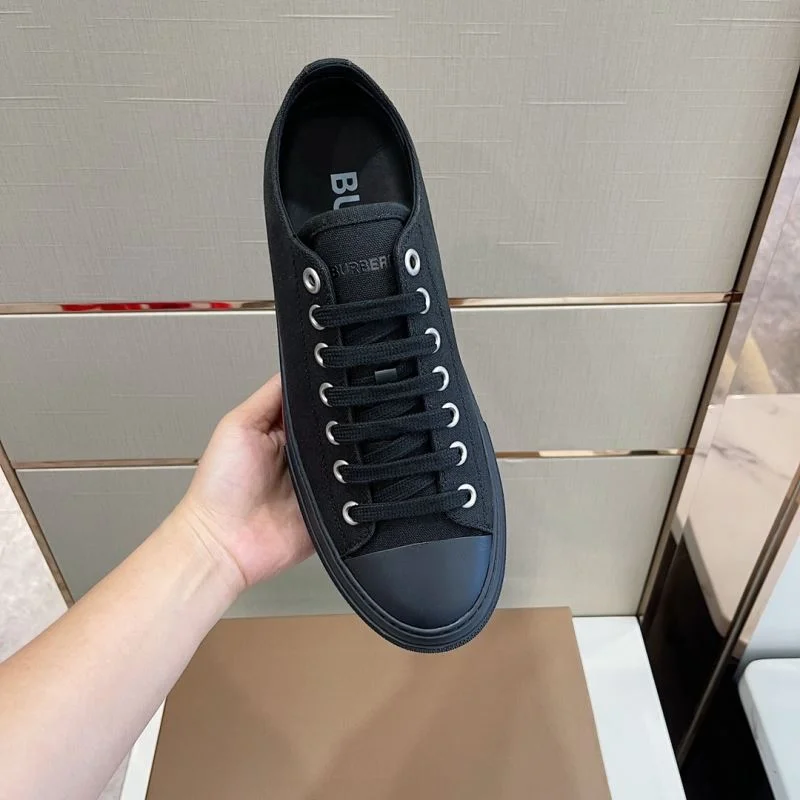 Precise copy Burberry Low Shoes