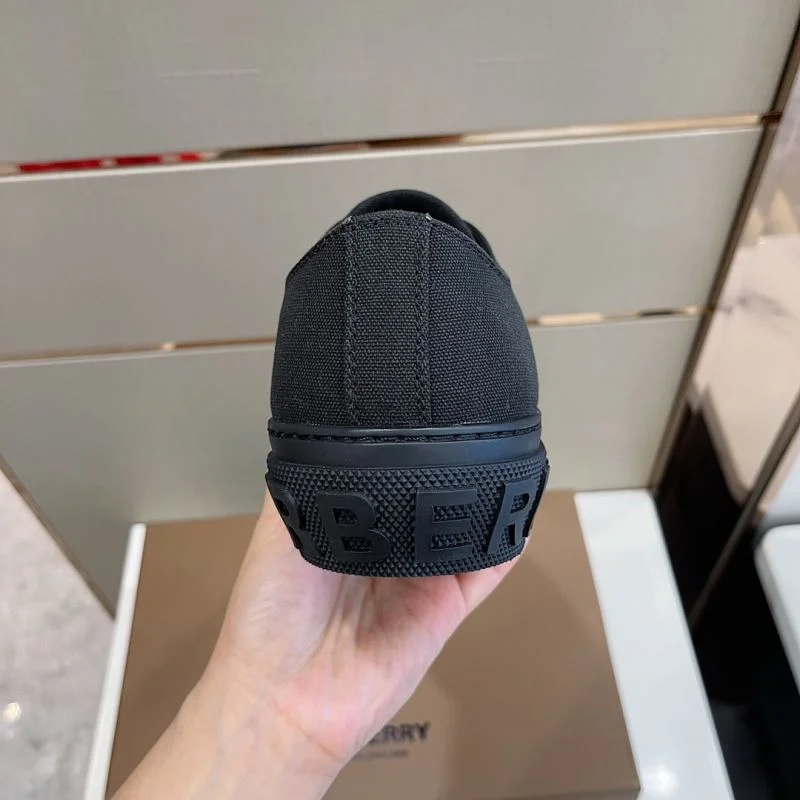 Precise copy Burberry Low Shoes