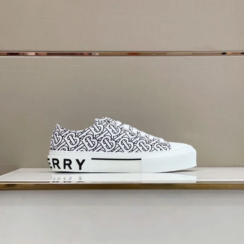 Value-priced Burberry Low Shoes