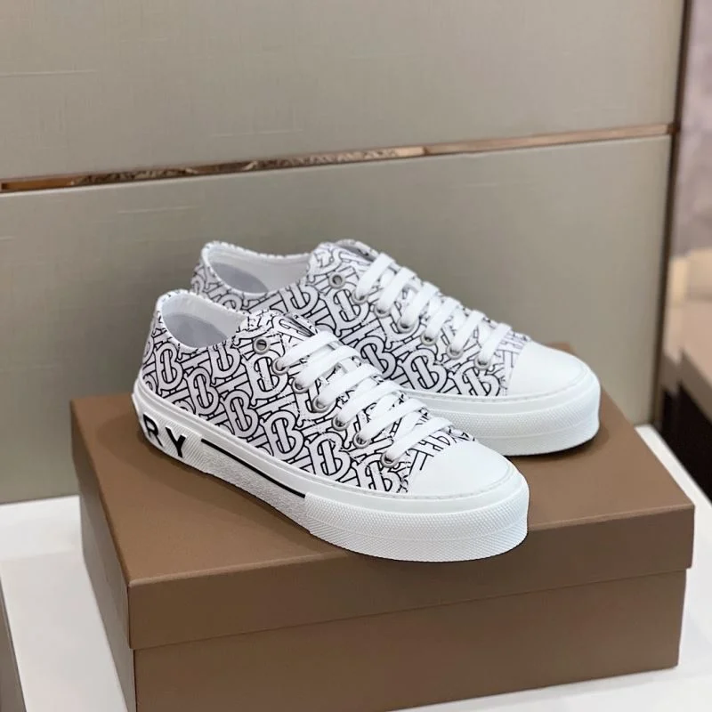Value-priced Burberry Low Shoes
