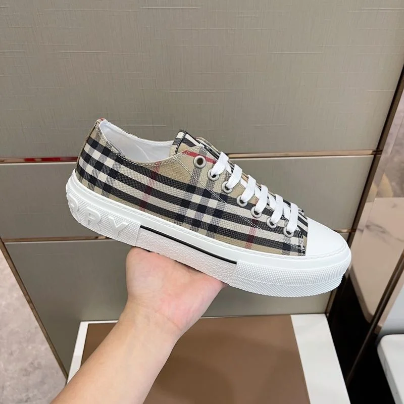 OEM Burberry Low Shoes