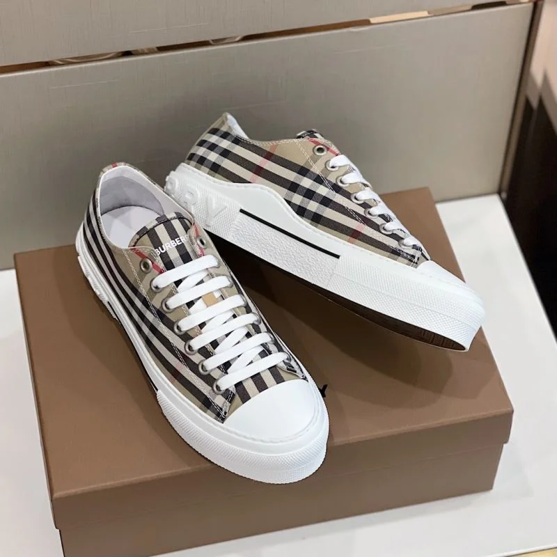 OEM Burberry Low Shoes