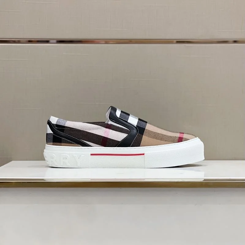 Official Burberry Low Shoes