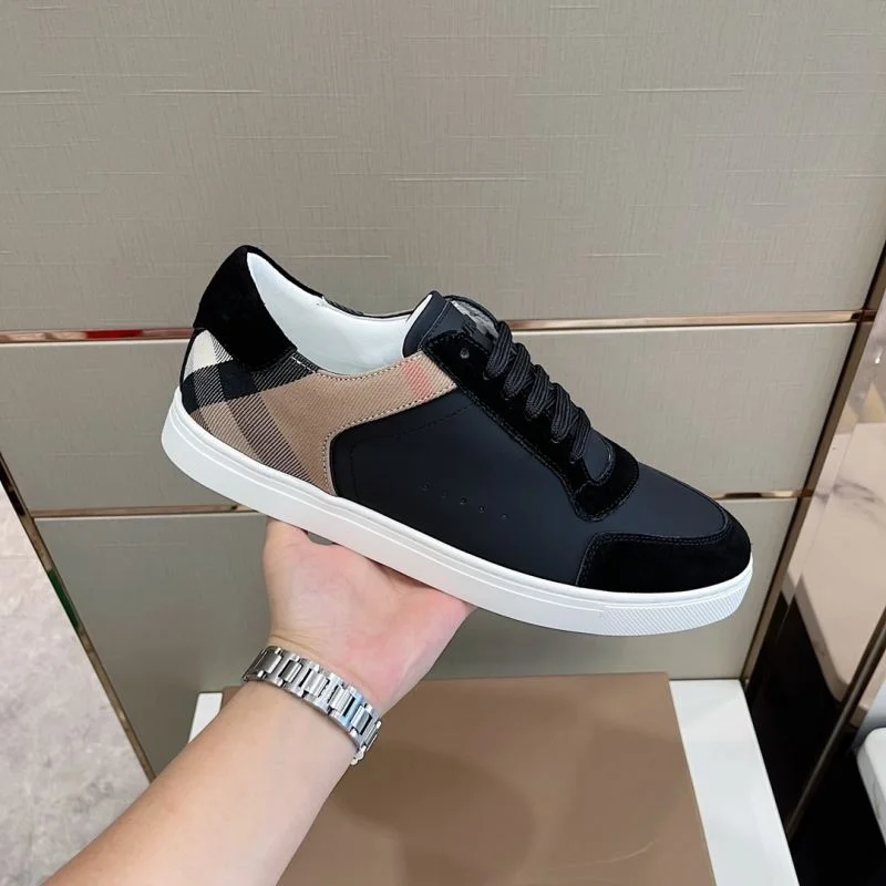 Bargain Burberry Low Shoes