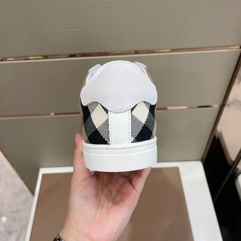 Affordable Burberry Low Shoes