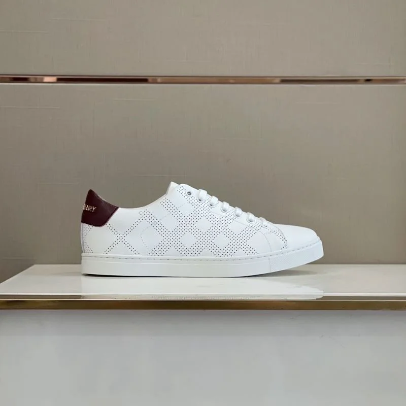 Low-cost Burberry Low Shoes