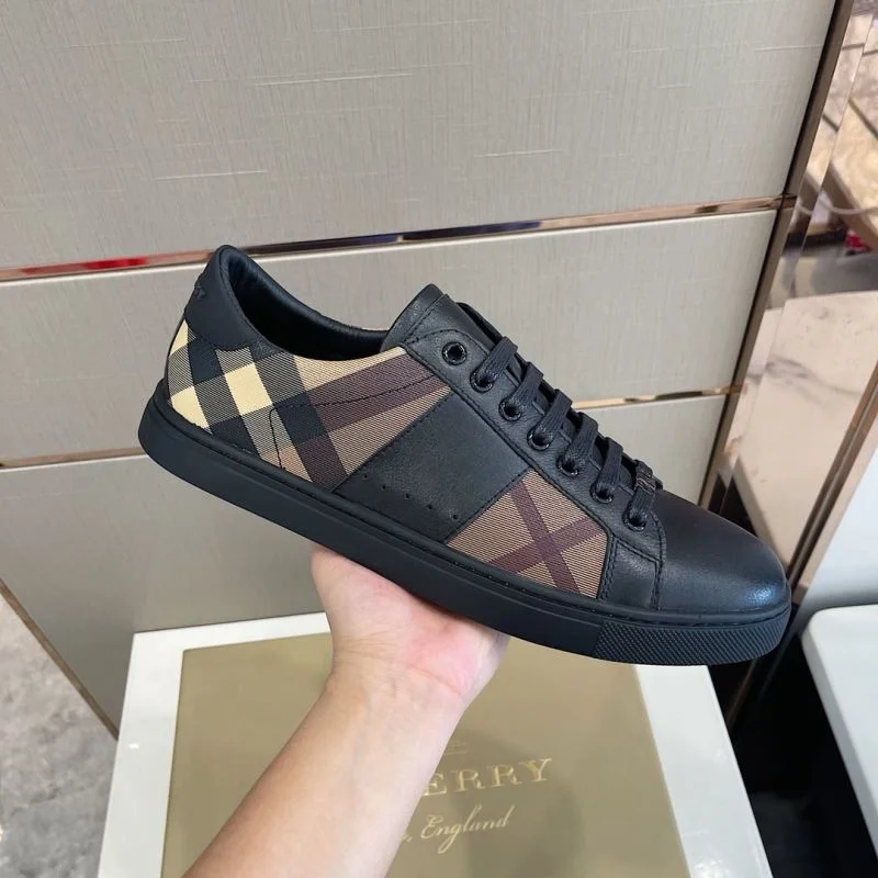 Real Burberry Low Shoes