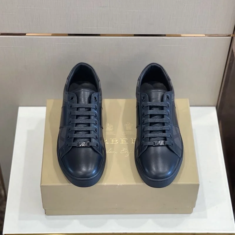 Burberry Low Shoes