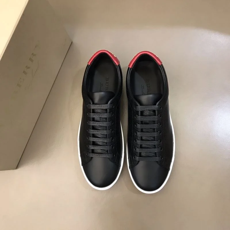Burberry Low Shoes