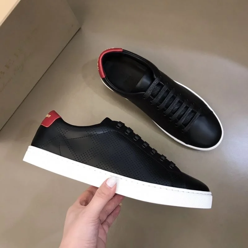 Low-cost Burberry Low Shoes