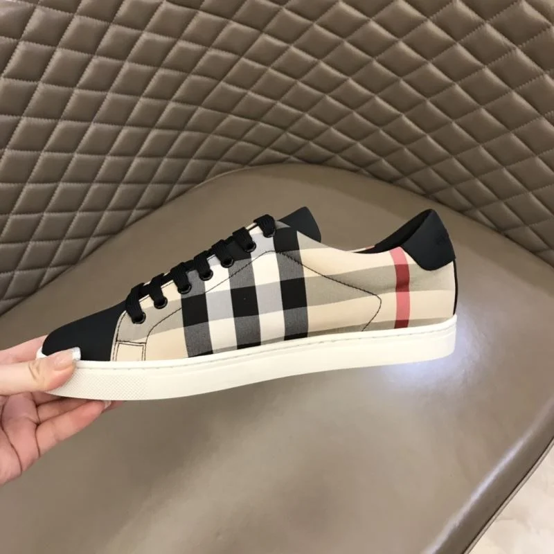 Precise copy Burberry Low Shoes