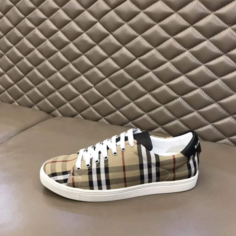 Authentic Burberry Low Shoes