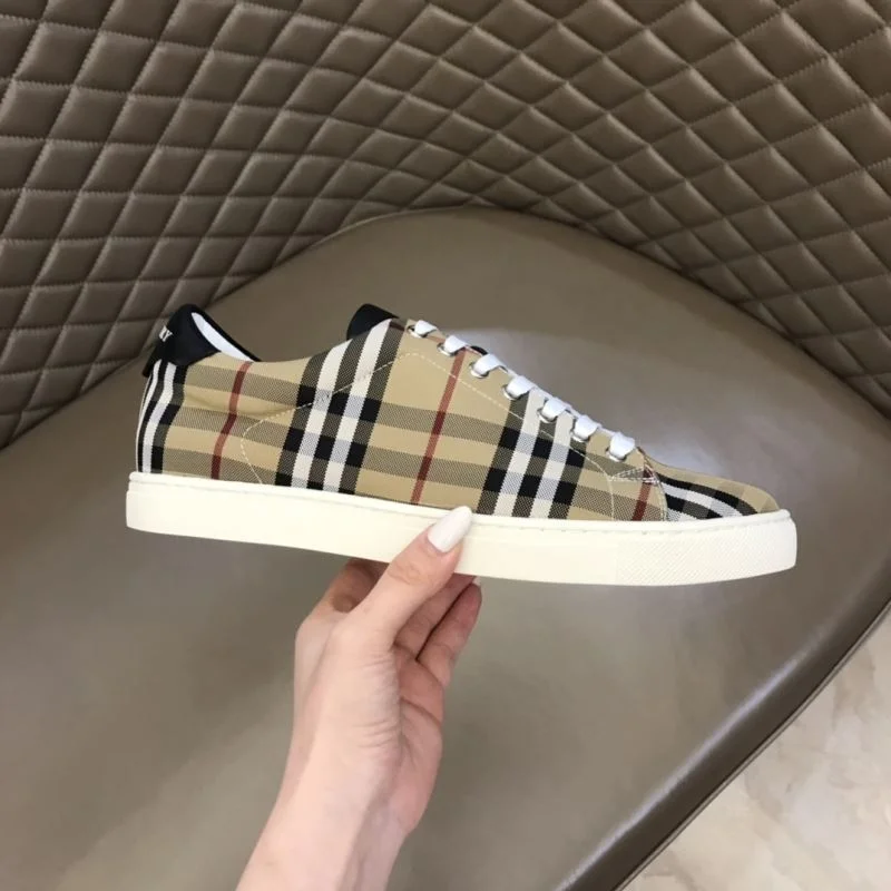 Authentic Burberry Low Shoes