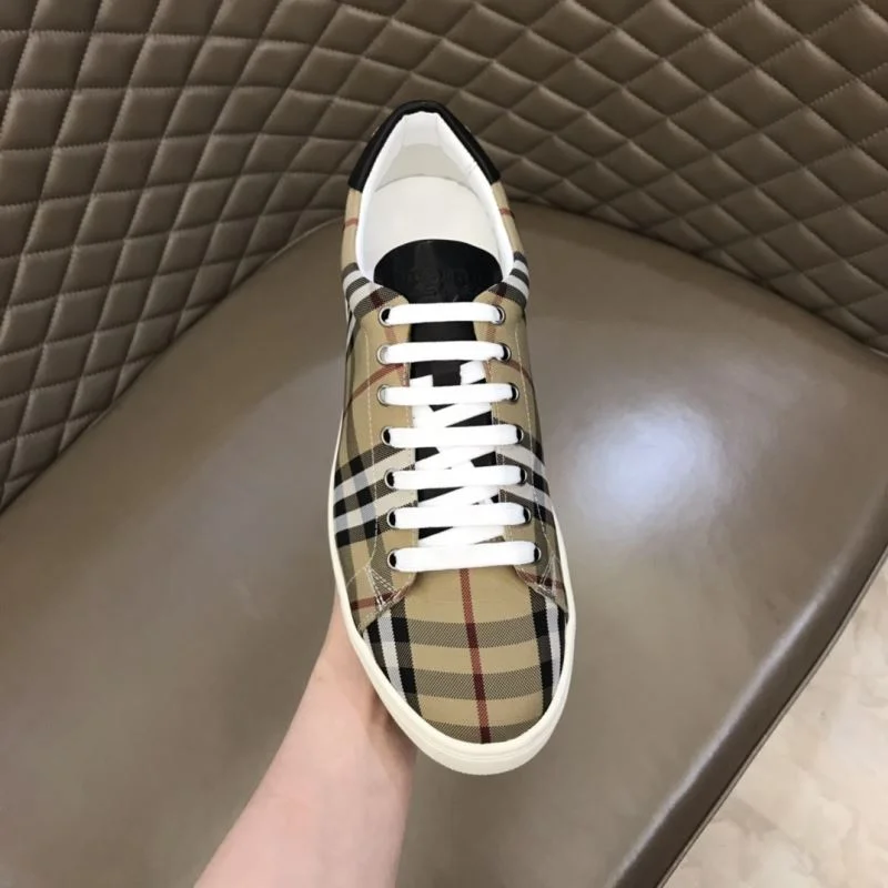 Authentic Burberry Low Shoes