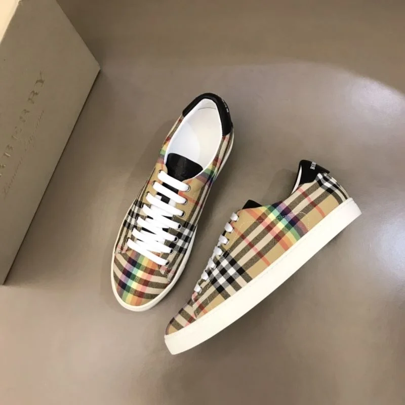 Real Burberry Low Shoes