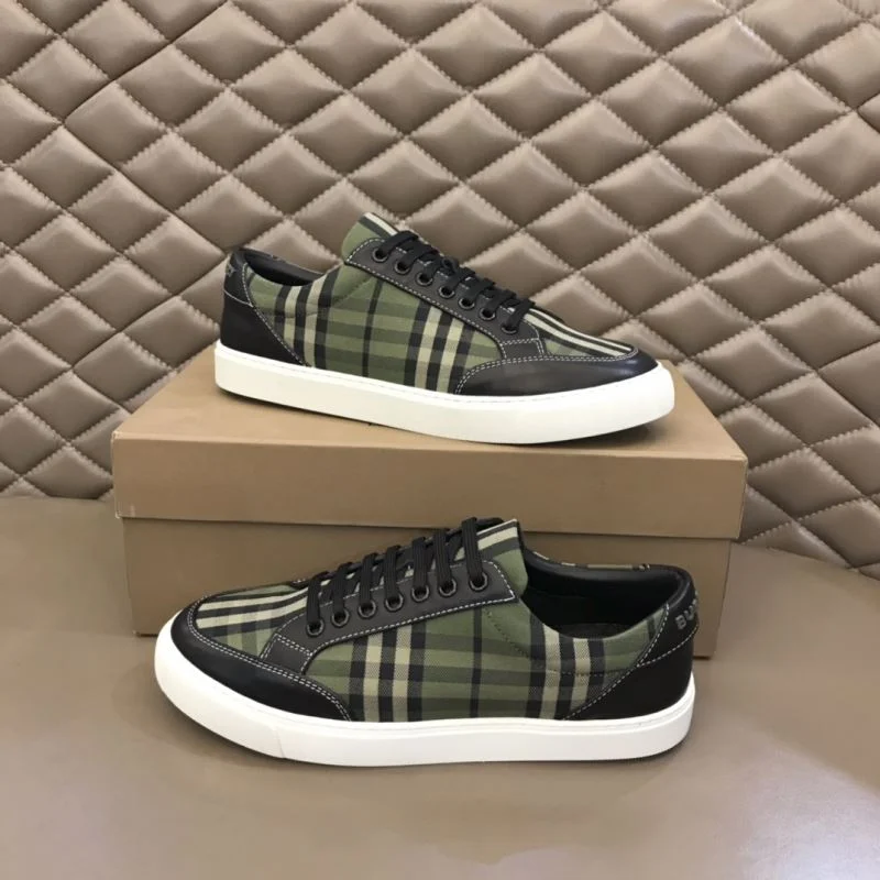 Burberry Low Shoes