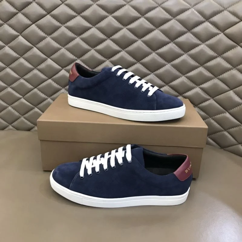 Burberry Low Shoes