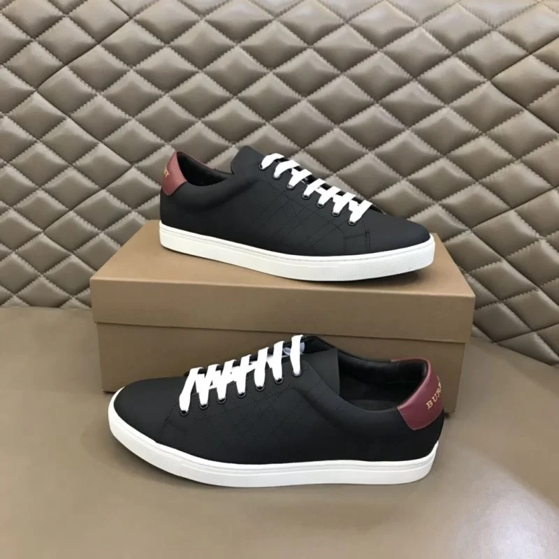 Inexpensive Burberry Low Shoes