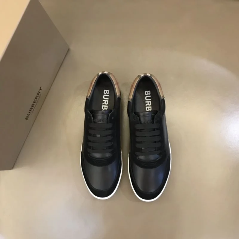 Burberry Low Shoes