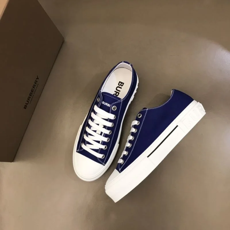 Cut-rate Burberry Low Shoes