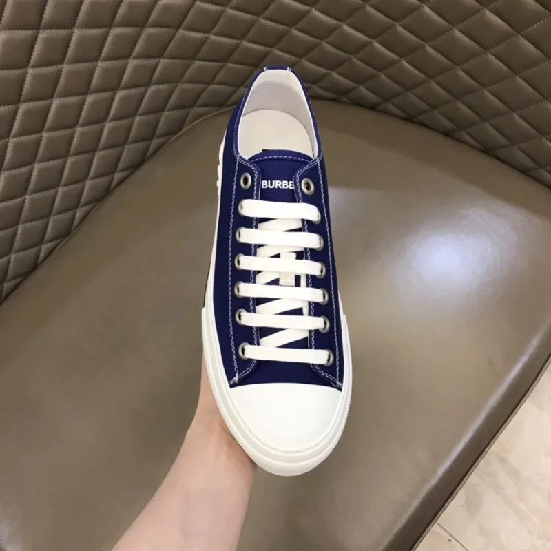 Cut-rate Burberry Low Shoes