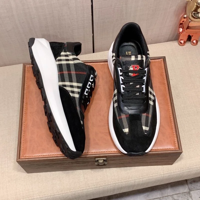 Value-priced Burberry Low Shoes