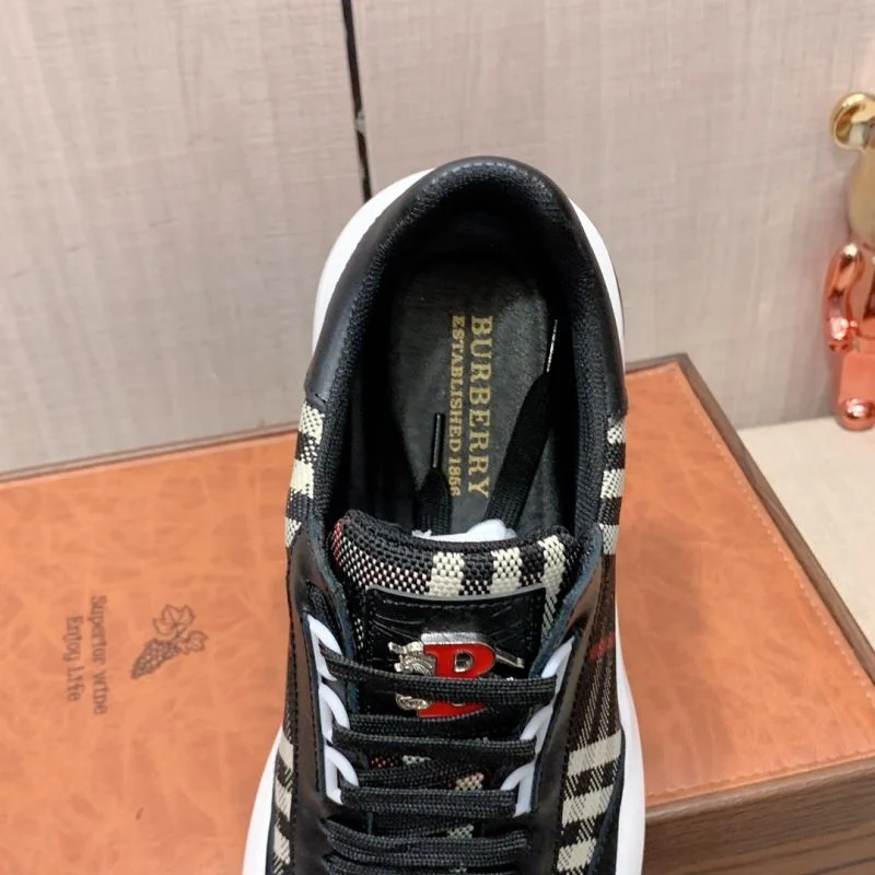 Value-priced Burberry Low Shoes