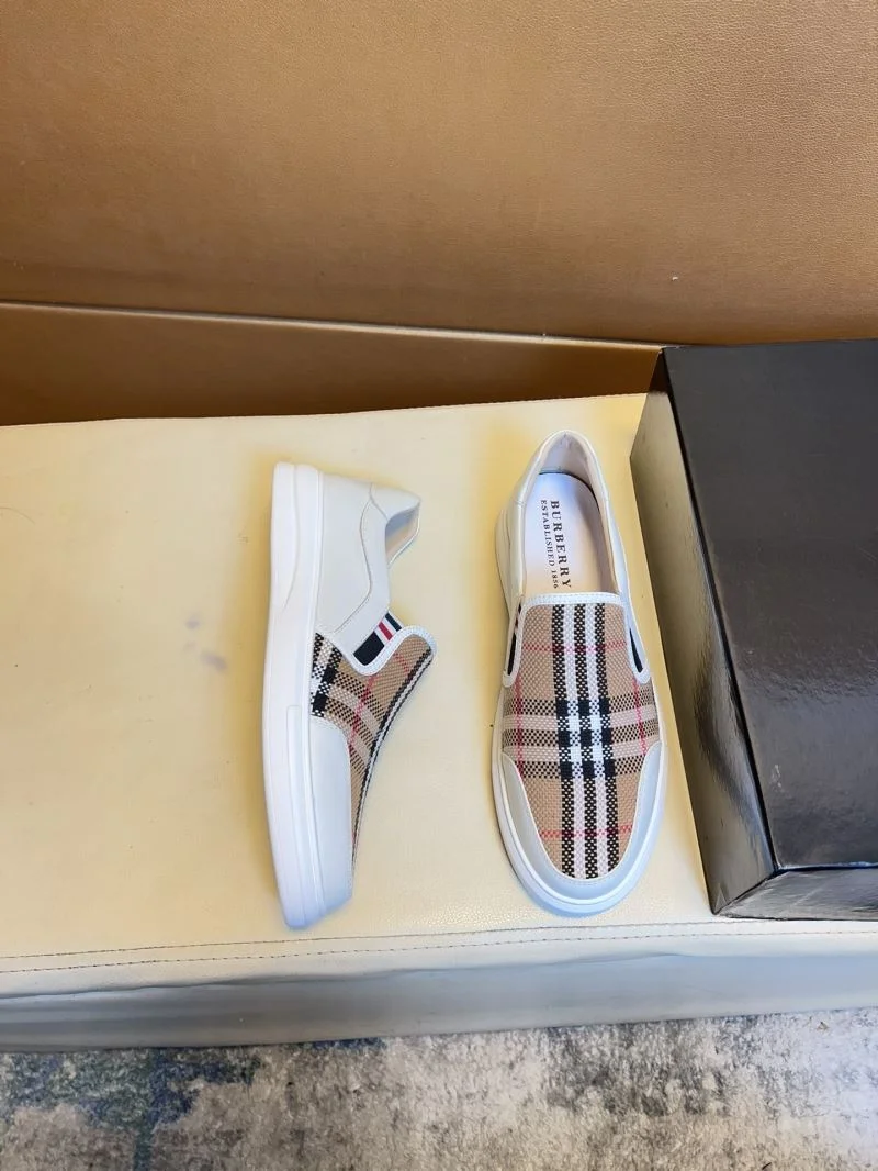 Precise copy Burberry Low Shoes