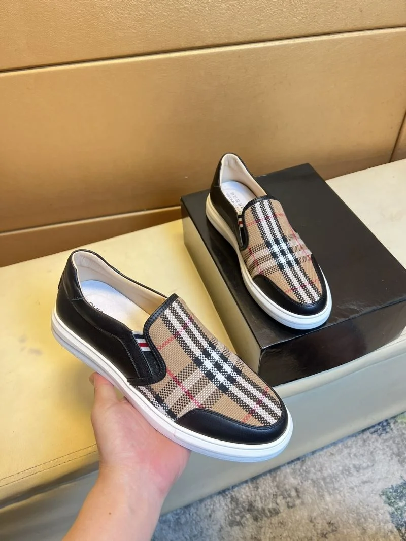 Burberry Low Shoes