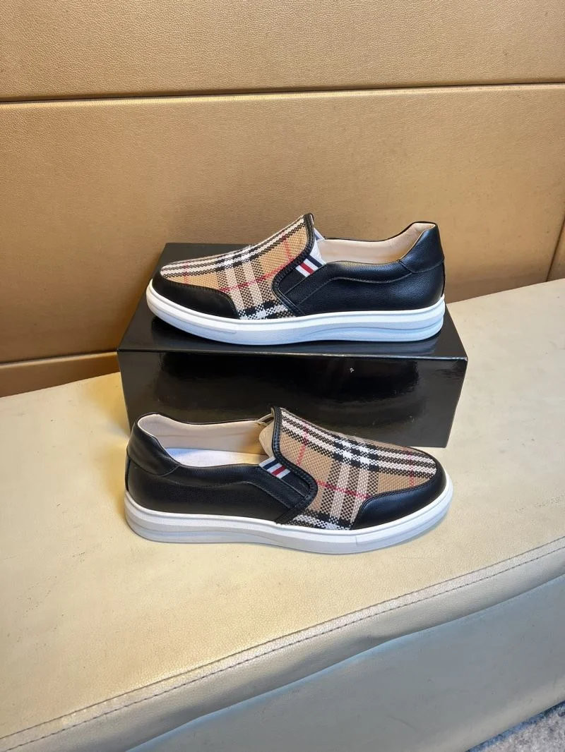 Top mirror Burberry Low Shoes