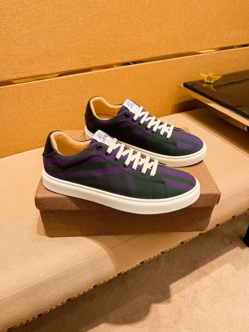 Burberry Low Shoes
