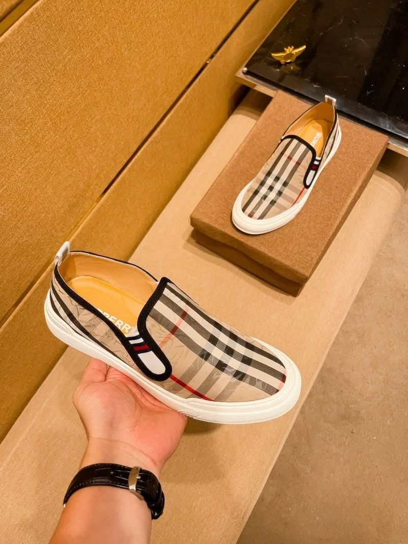 Factory-made Burberry Low Shoes