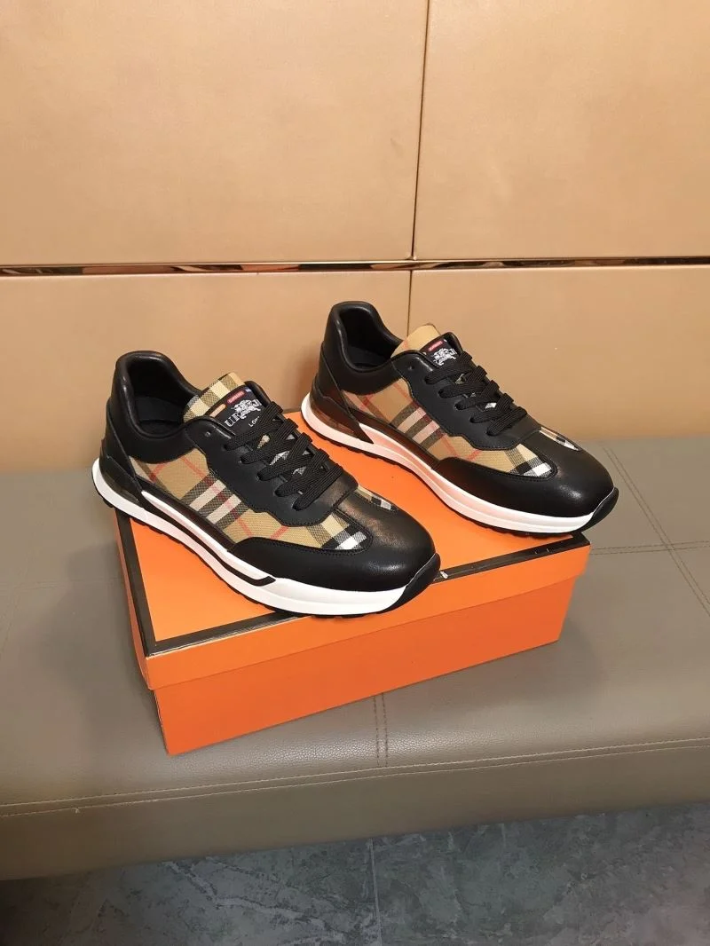 Legit Burberry Low Shoes