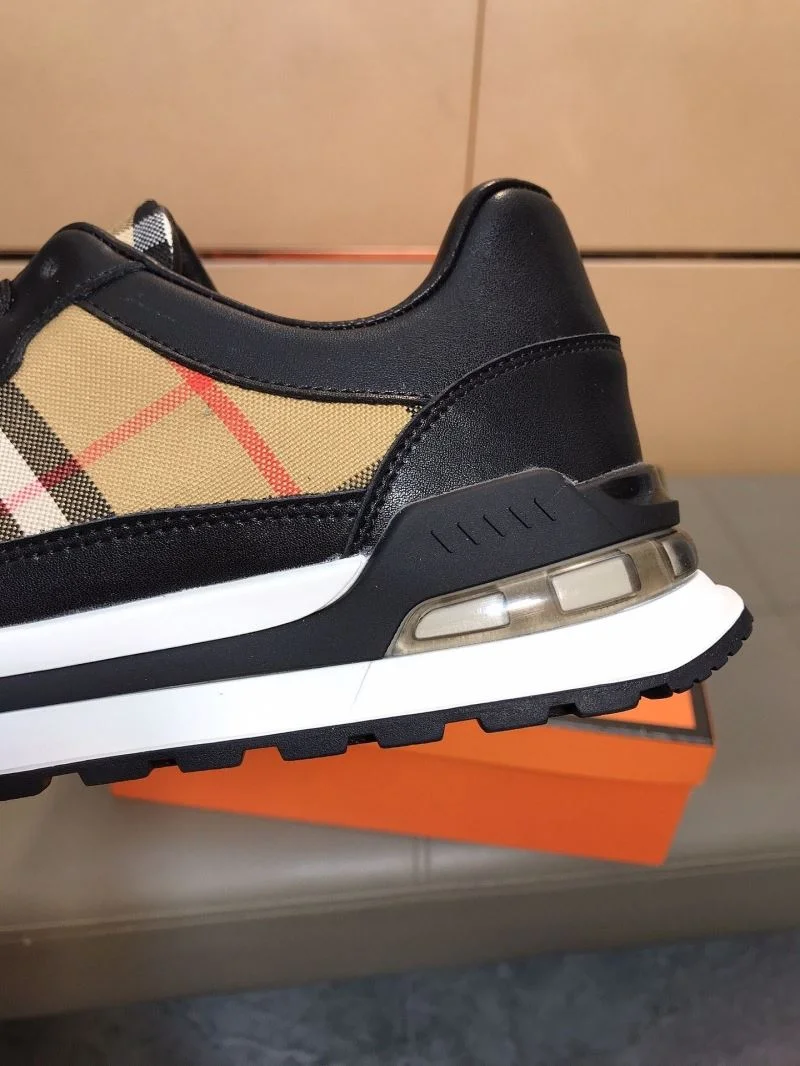 Legit Burberry Low Shoes